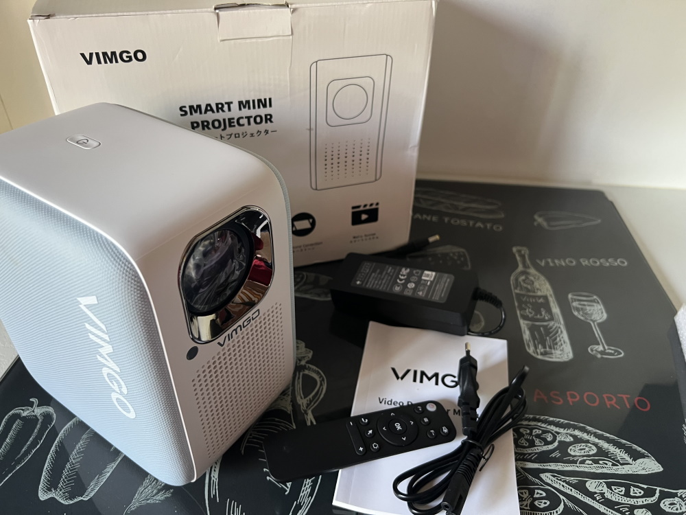 VIMGO P10 en test, une nouvelle offre en mini projecteur Android FullHD ...