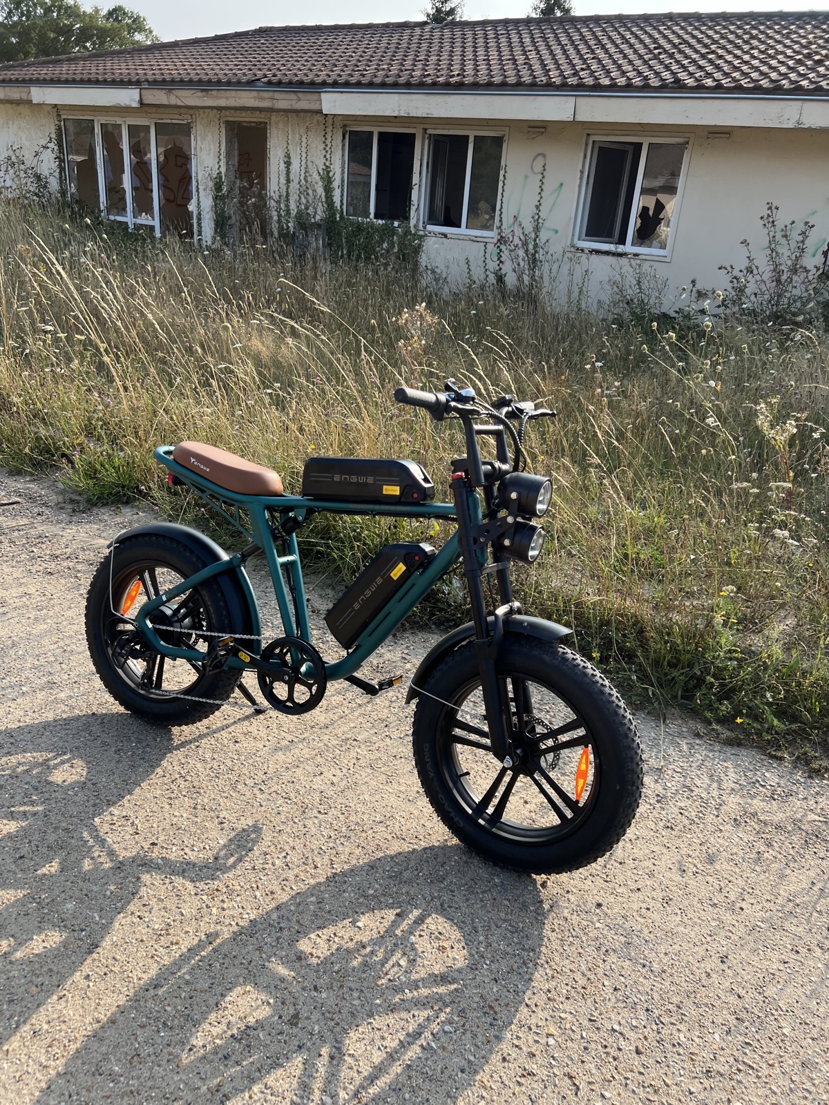 Test Engwe M20, un velo électrique look moto élégant, abordable en ...